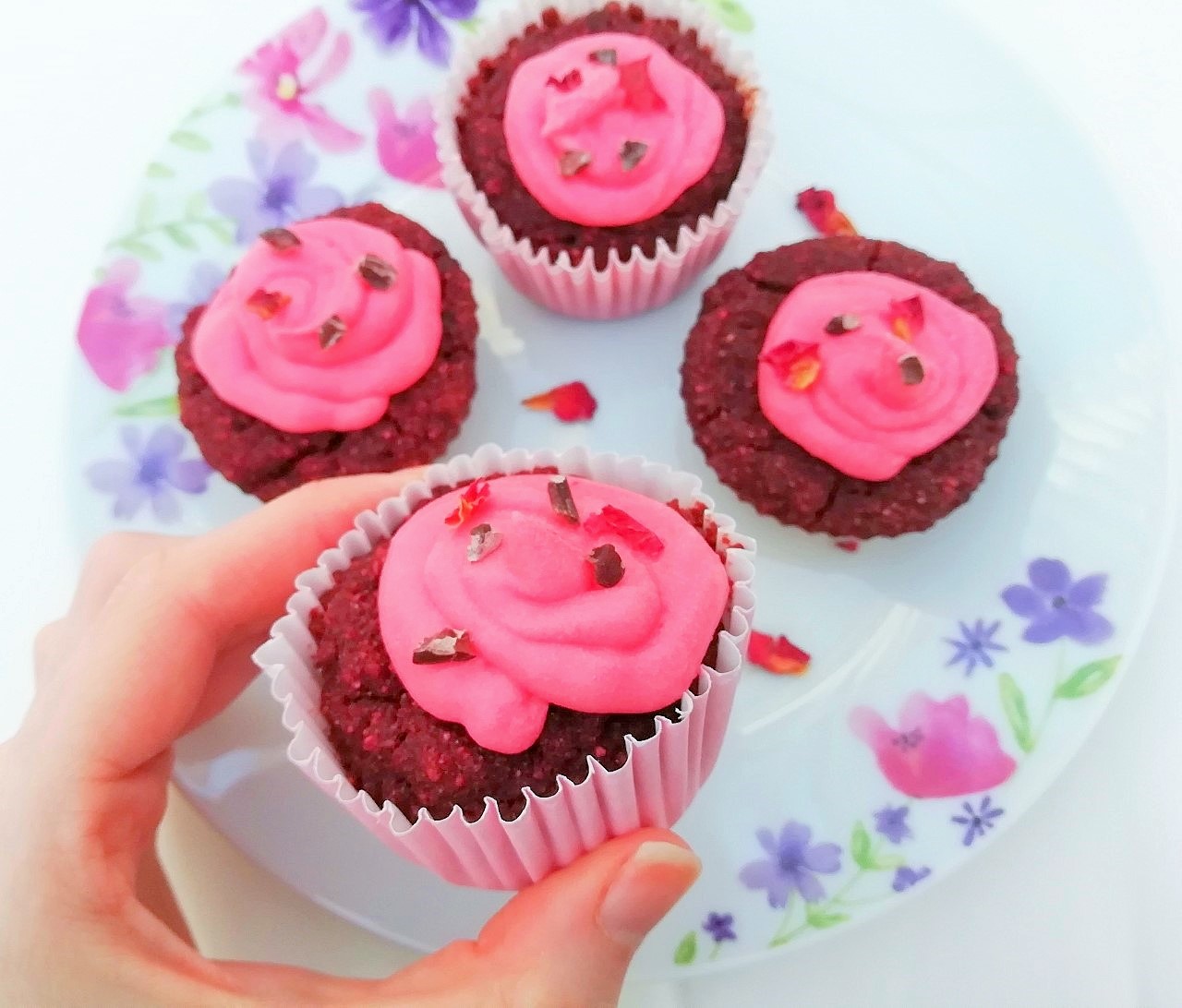 red velvet vegan buns | Don't Frig With My Food